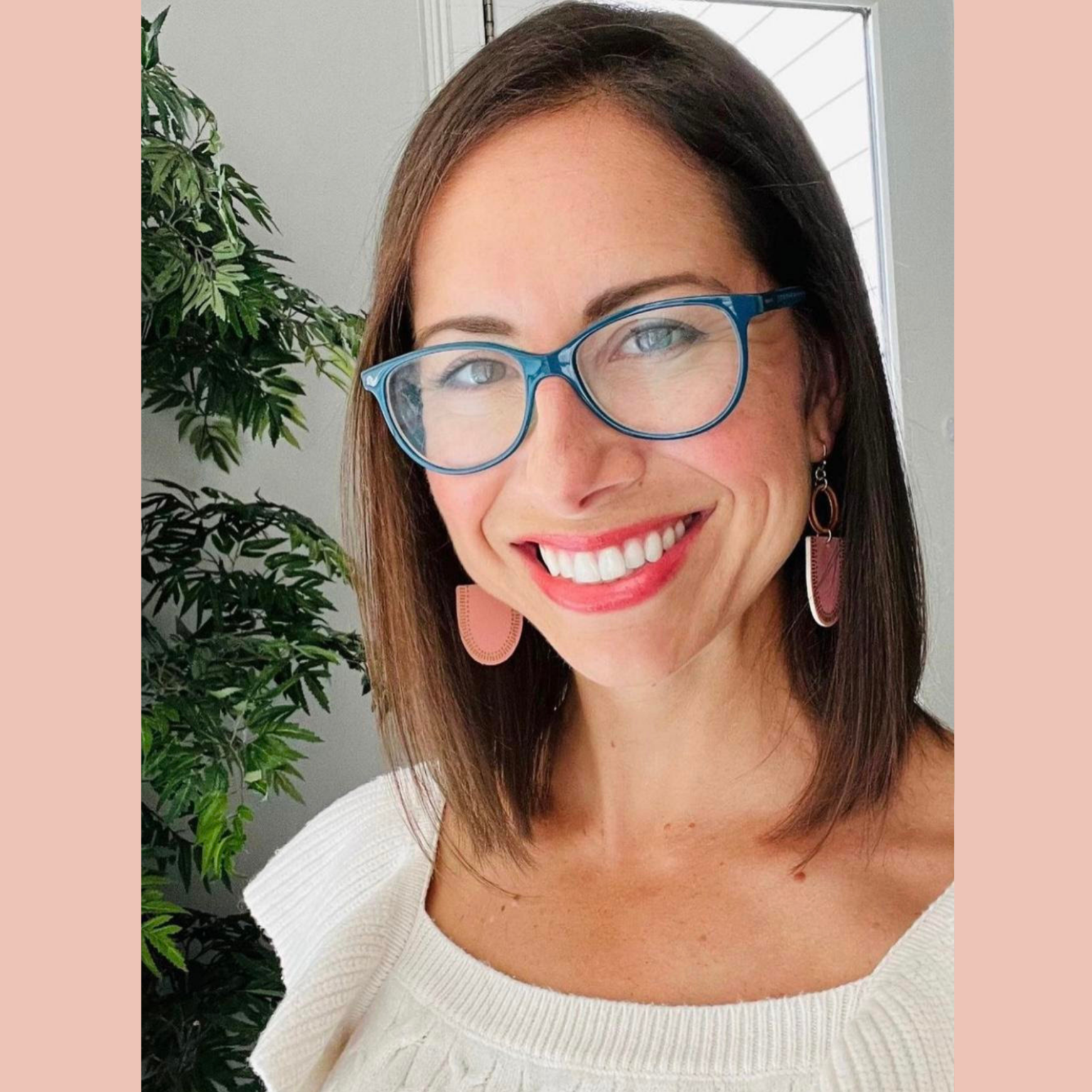 The Sober Mom Life | Podcast & Community for Moms & Women